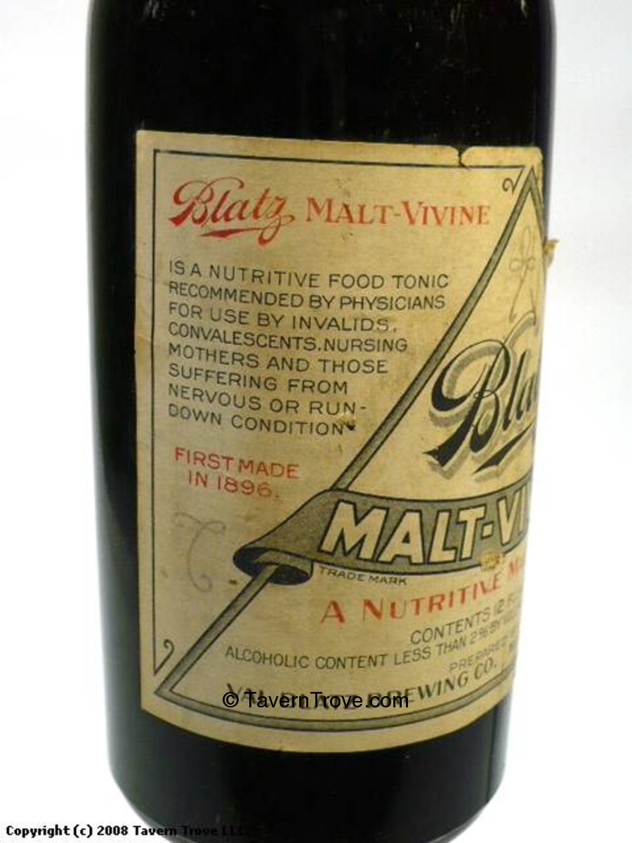 Item #34516 1915 Blatz Malt-Vivine Bottle