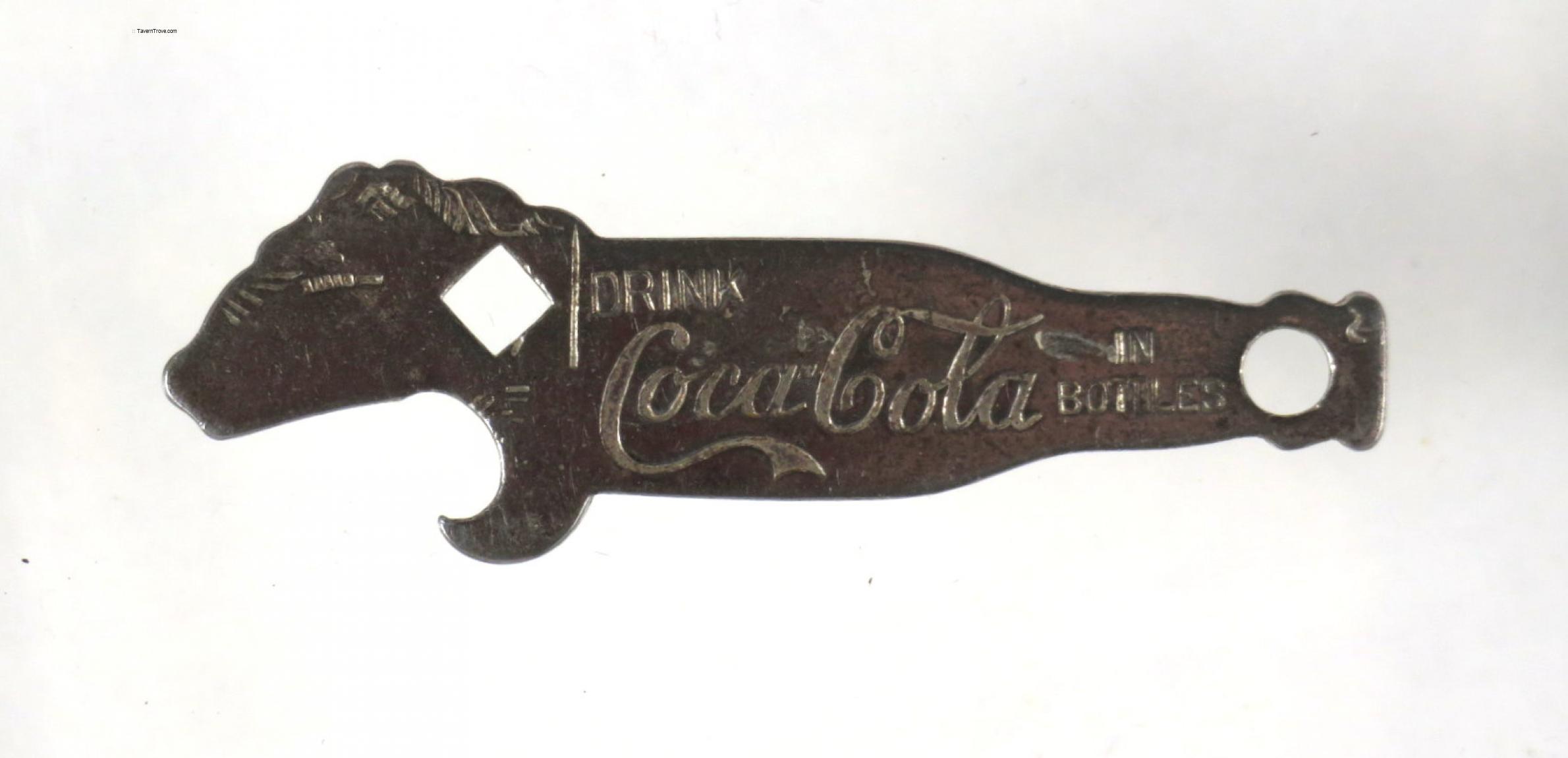 Item #103617 1912 Coca-Cola Goldelle Ginger Ale Lion Head Figural ...