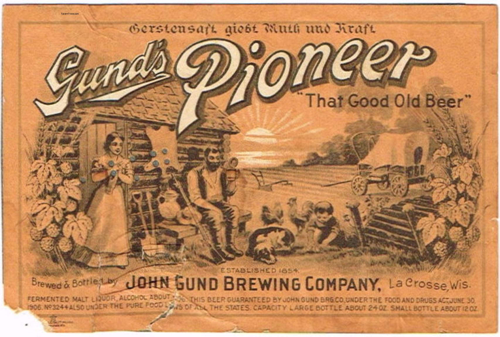Item #1560 1906 Gund's Pioneer Beer Label WI214-16v