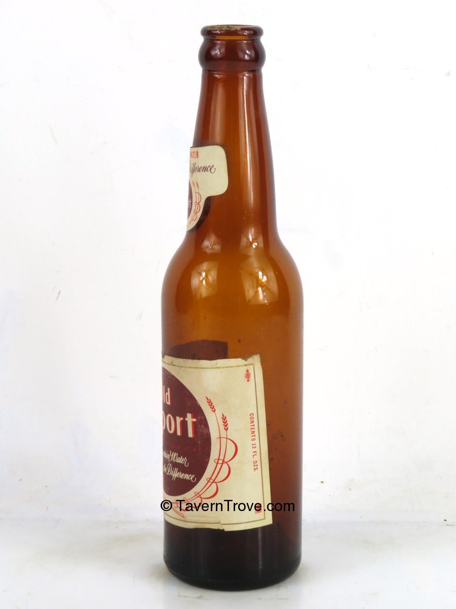 Item #31169 1955 Old Export Beer Bottle