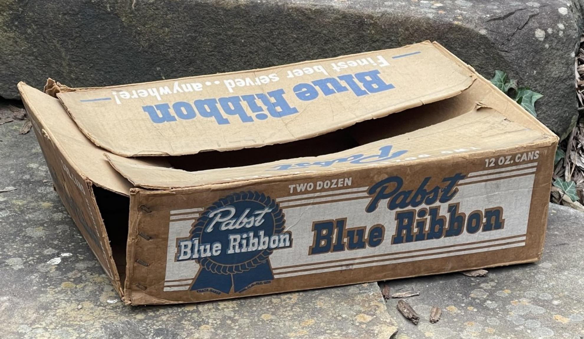 Item #104778 1954 Pabst Blue Ribbon Beer Case Box