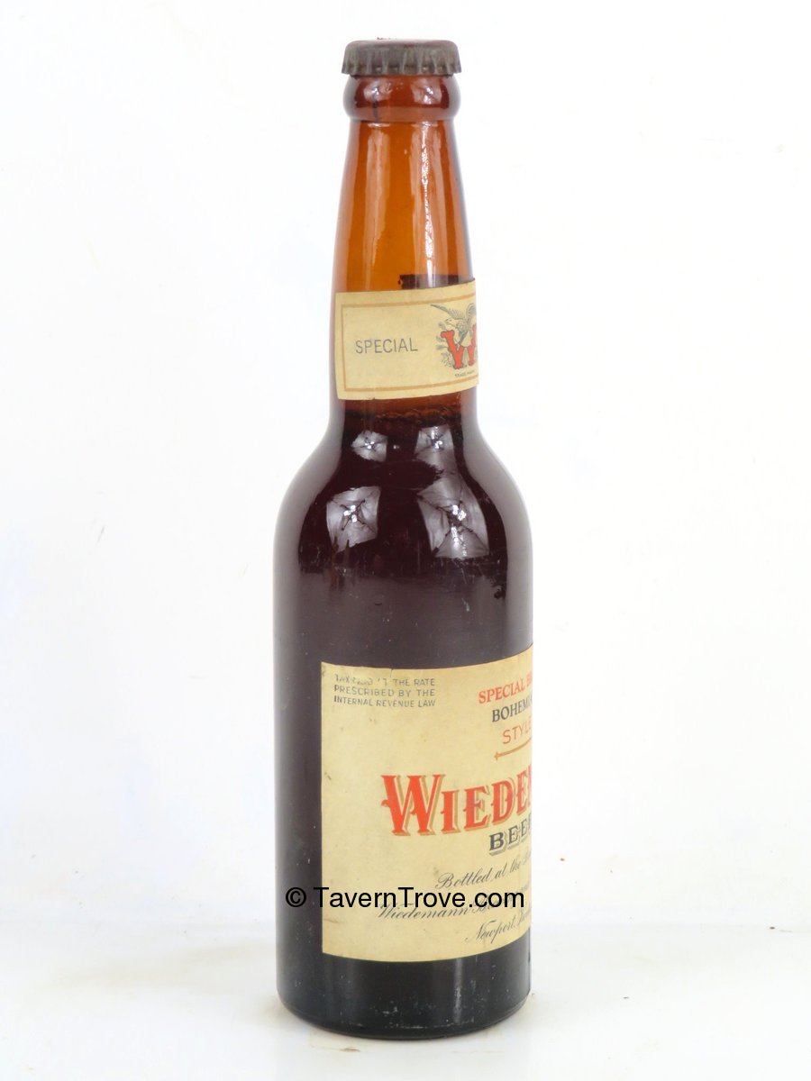Item #34517 1934 Wiedemann Beer (Full) Bottle