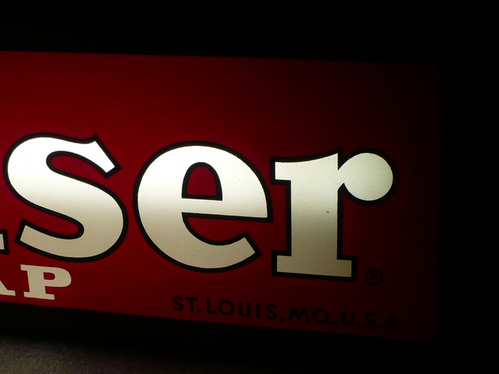 Item #87091 1940 Budweiser Beer ROG light Glass-Faced Illuminated Sign