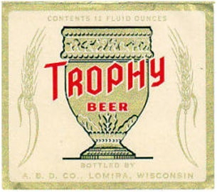 Item #21426 1950 Trophy Beer Label
