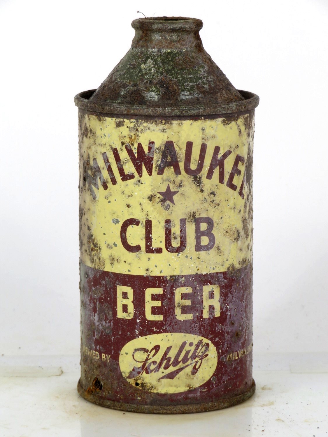 Item #38987 1937 Milwaukee Club Beer Cone Top Can 173-32
