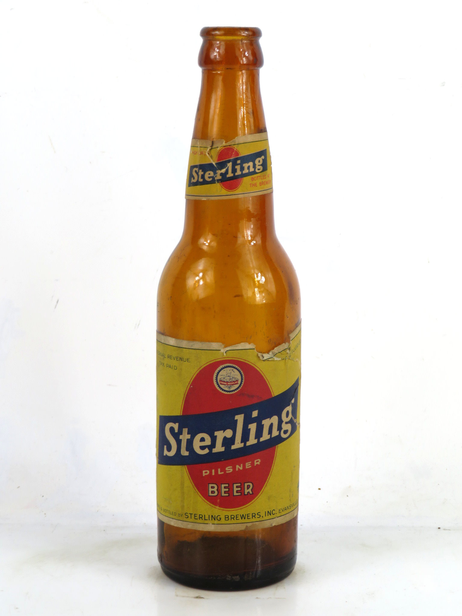 Item #33745 1947 Sterling Pilsner Beer Bottle
